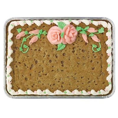 Wegmans Ultimate Chocolate Chip Cookie Cake, 1/8 Sheet