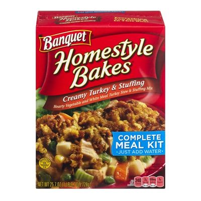 Banquet Homestyle Bakes Creamy Turkey & Stuffing Complete Meal Kit (25. ...